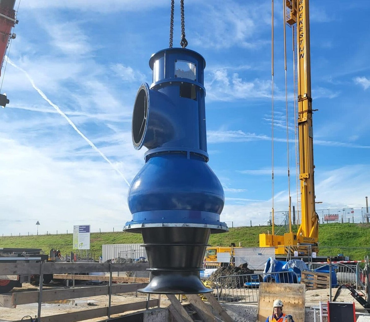 Fish-Friendly Flood Pumps Compared: Bosman Vision vs. Axial Flow vs ...